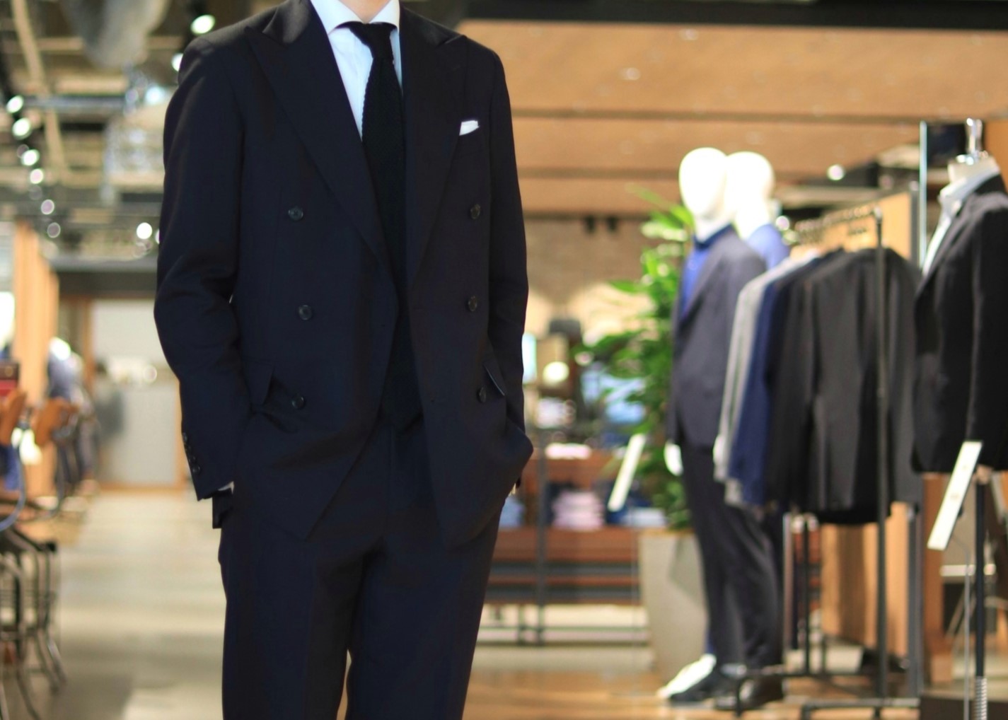 PREMIO TOKYO 有楽町店｜オーダースーツ・スーツのONLY公式通販